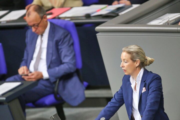 Politik: Union und AfD auch bei Insa wieder gleichauf - LDZ
