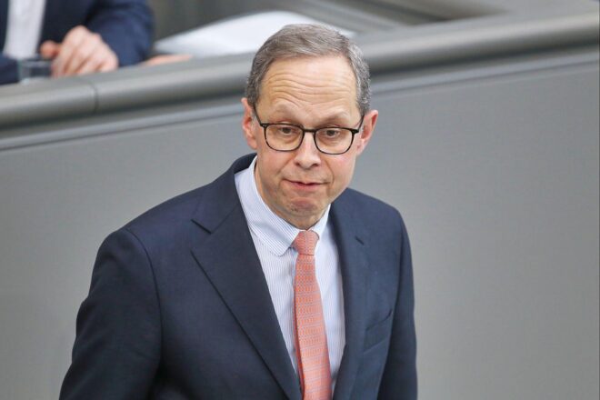 Politik: Union macht Vorschläge für Gesetz gegen Vetternwirtschaft - LDZ