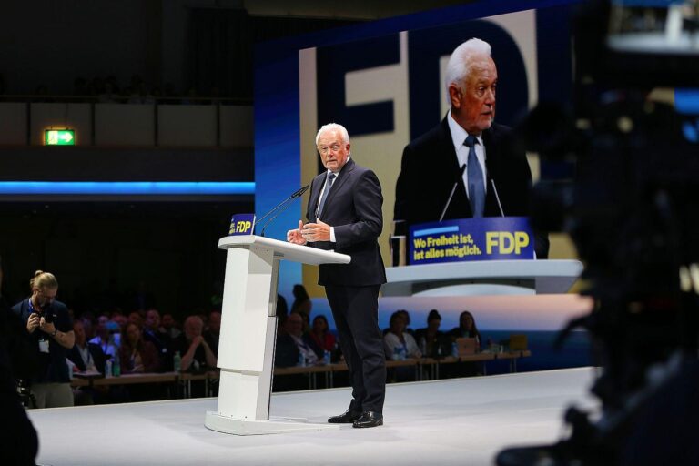 Politik: Kubicki will FDP aus der Krise führen - Partei gespalten - LDZ