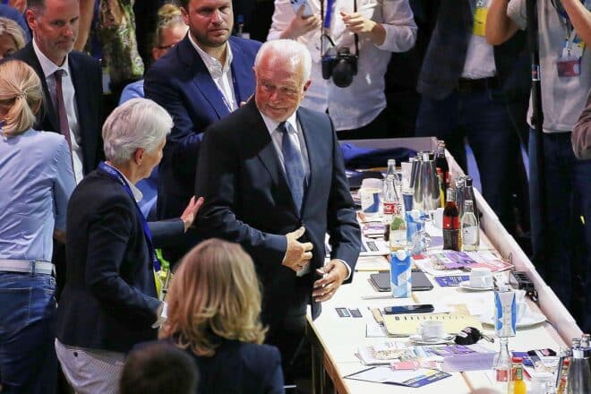 Politik: Kubicki zum FDP-Chef gewählt - Strack-Zimmermann unterliegt - LDZ