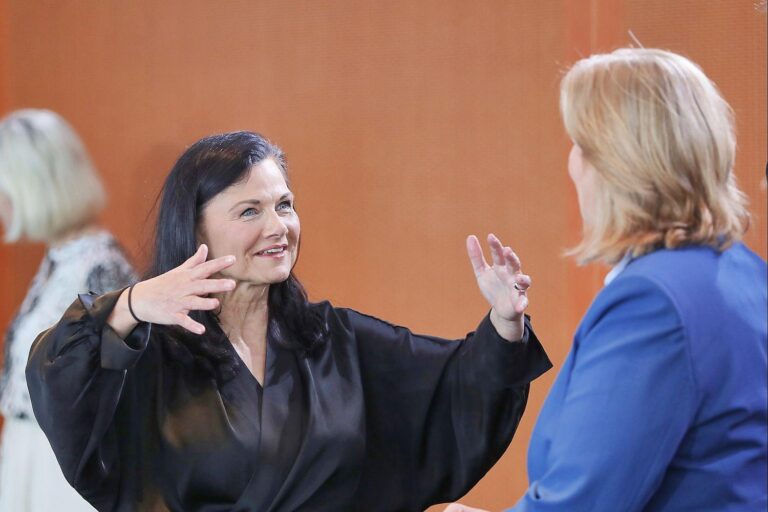 Politik: Connemann wirft Arbeitsministerin Bruch des Koalitionsvertrags ...