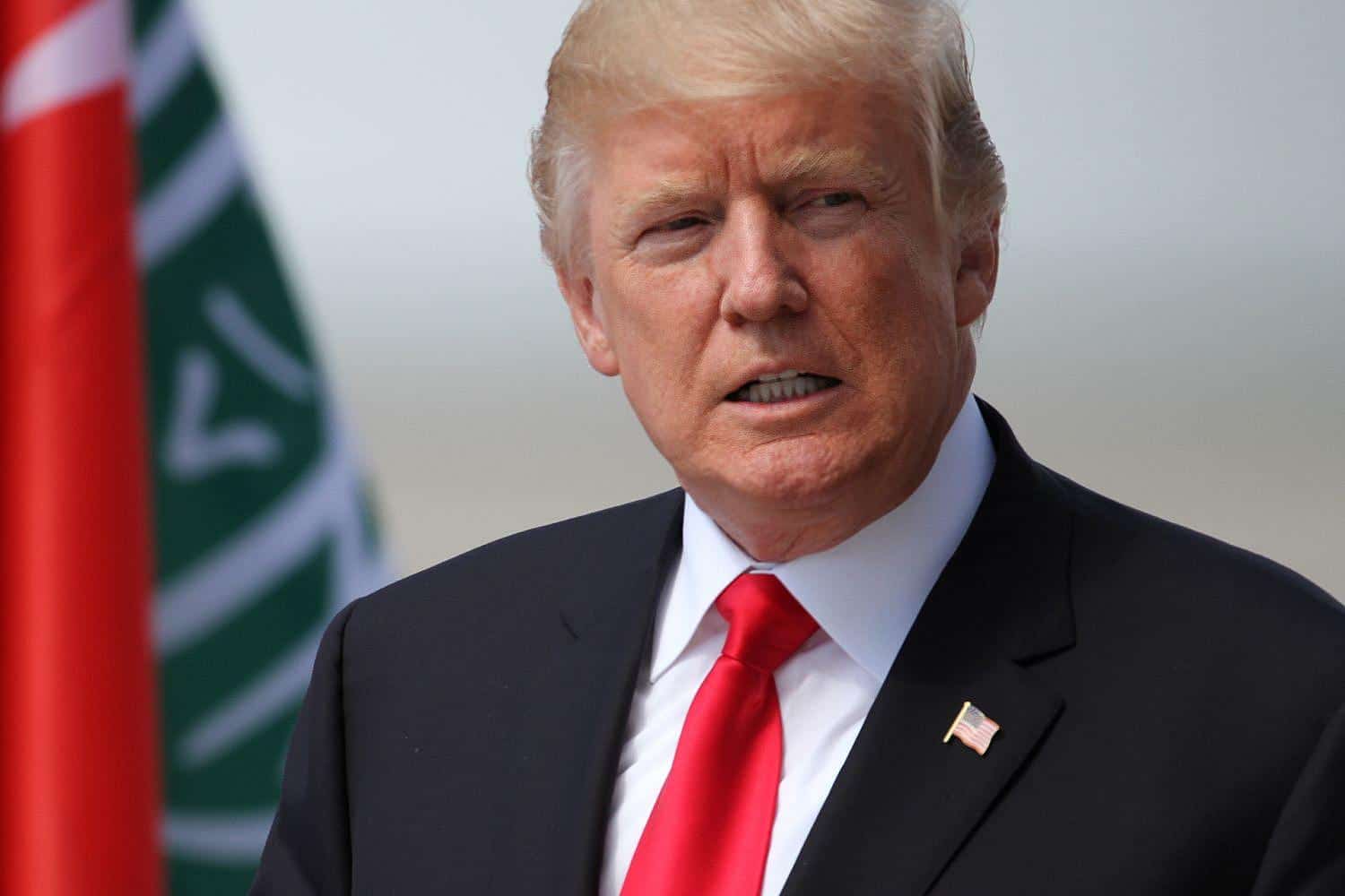 Politik: Trump droht Iran mit "totaler Kontrolle" über Ölinfrastruktur ...